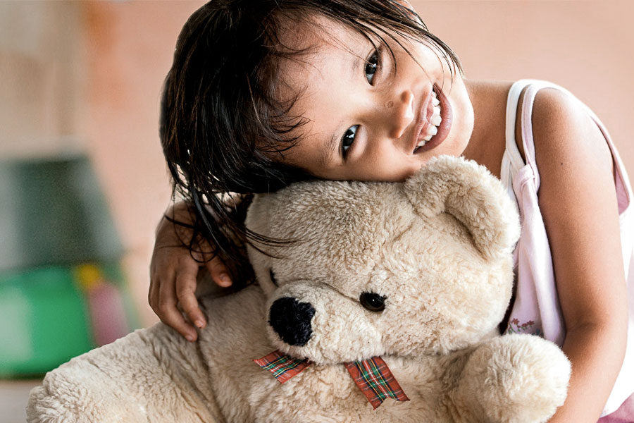 Teddy spenden SOS-Kinderdörfer weltweit